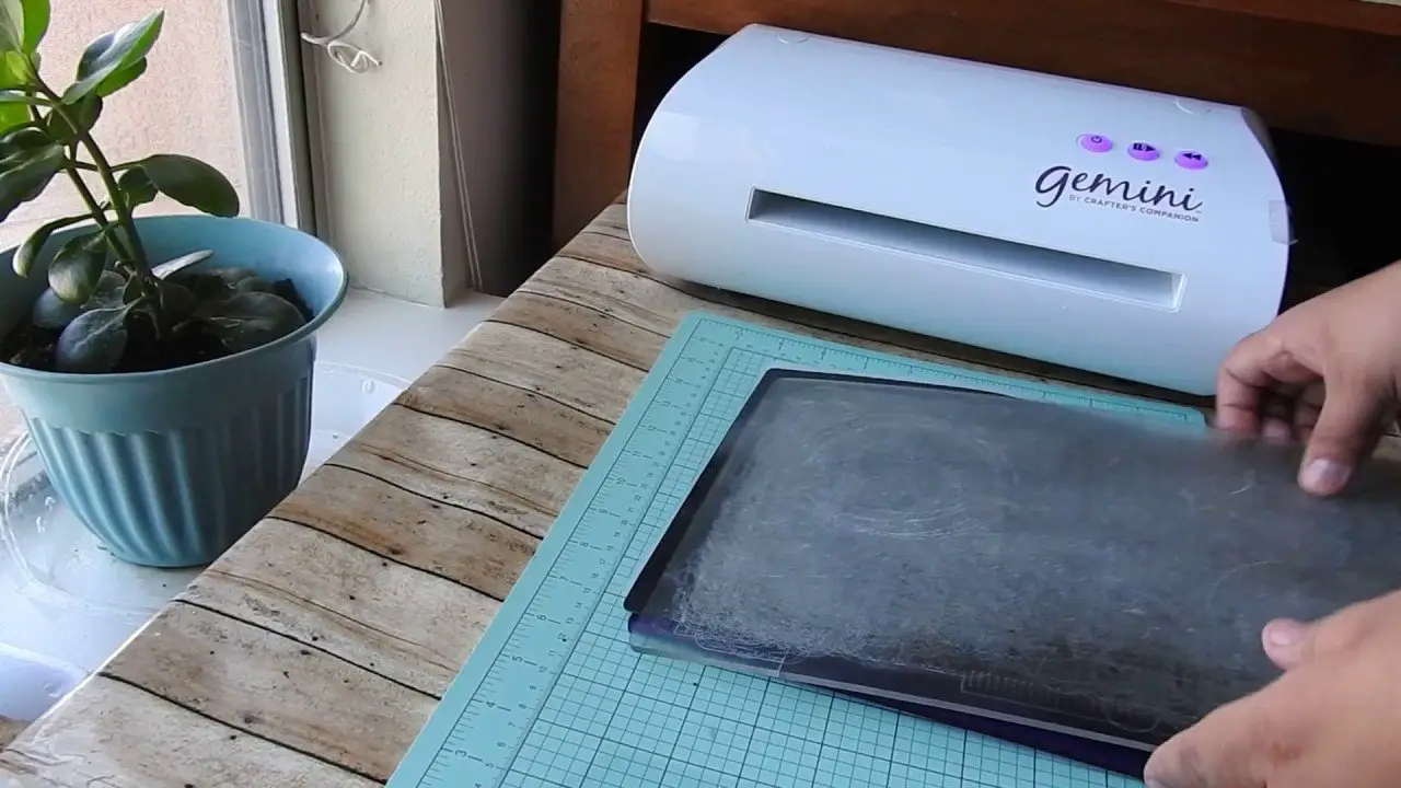 4 Cricut Alternatives 【Best Cheap Cutting Machines 2021】 | TVC